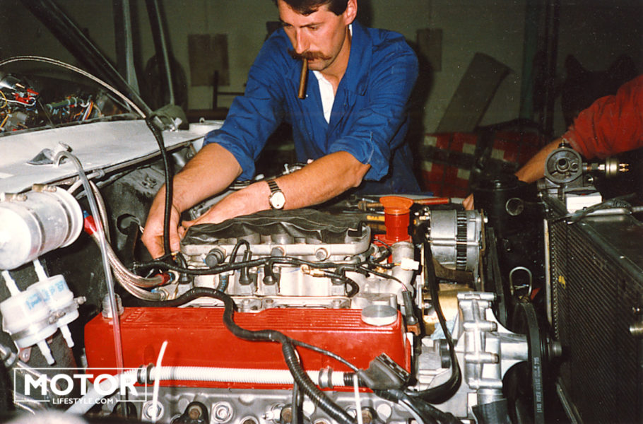 Range Rover Halt’Up! La Saga du Paris-Dakar – Motor-Lifestyle